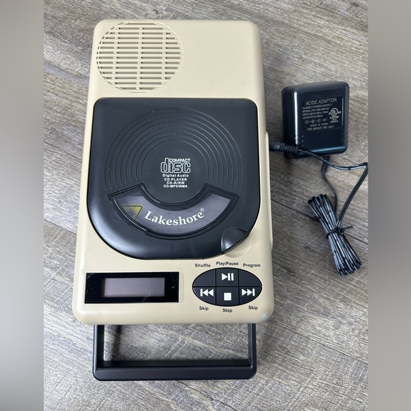 Lakeshore | Portable Audio & Video | Vintage Lakeshore Learning ...